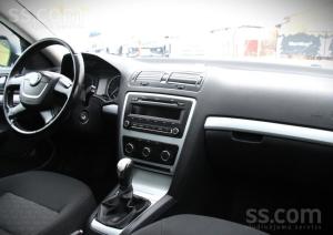 Pelēks Skoda Octavia 2011 Rēzekne, ar dzinēja tilpumu 1.90 L un nobraukumu 304 tūkst. km par 3495 €, foto 10 vietnē AUTOMOTO.COM.LV