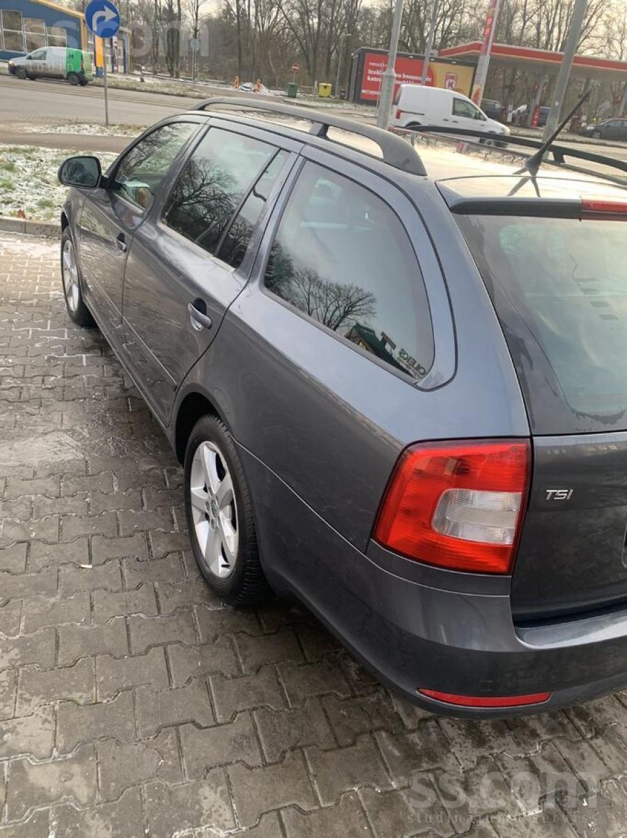 Pelēks Skoda Octavia 2011 Rīga, ar dzinēja tilpumu 1.40 L un nobraukumu 191 tūkst. km par 3350 €, foto 3 vietnē AUTOMOTO.COM.LV