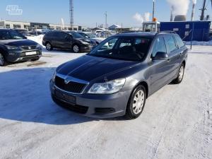 Grey Skoda Octavia 2011 in Kaunas, with an engine capacity of 1.60 L and mileage of 299 thousand km for 2650 €, photo 2 on AUTOMOTO.COM.LV