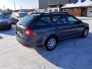 Grey Skoda Octavia 2011 in Kaunas, with an engine capacity of 1.60 L and mileage of 299 thousand km for 2650 €, photo 6 on AUTOMOTO.COM.LV