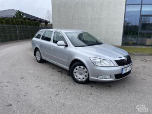 Pelēks Skoda Octavia 2011 Alīta, ar dzinēja tilpumu 1.60 L un nobraukumu 280 tūkst. km par 2650 €, foto 4 vietnē AUTOMOTO.COM.LV