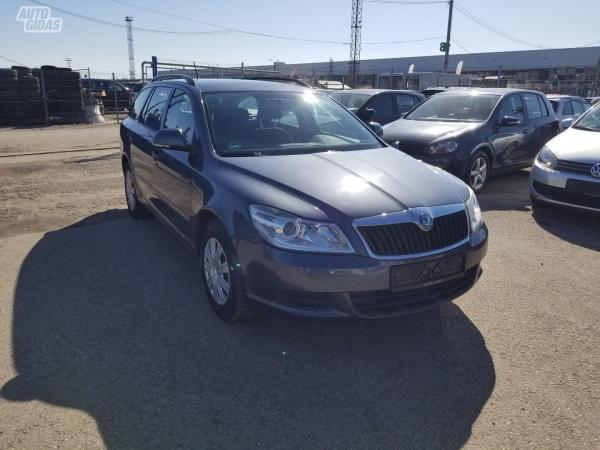 Grey Skoda Octavia 2011 in Kaunas, with an engine capacity of 1.60 L and mileage of 299 thousand km for 1999 €, photo 7 on AUTOMOTO.COM.LV