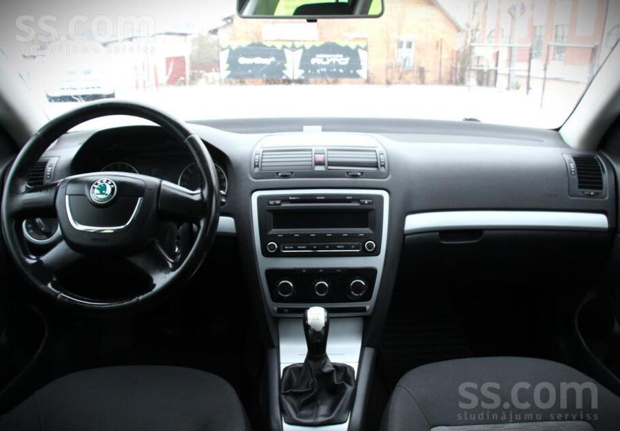 Серый Шкода Октавия 2011 в Резекне, объемом двигателя 1.90 л и пробегом 304 тыс. км за 3495 €, фото 8 на AUTOMOTO.COM.LV