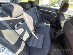 Pelēks Skoda Octavia 2011 Rīga, ar dzinēja tilpumu 2.00 L un nobraukumu 302 tūkst. km par 2750 €, foto 3 vietnē AUTOMOTO.COM.LV