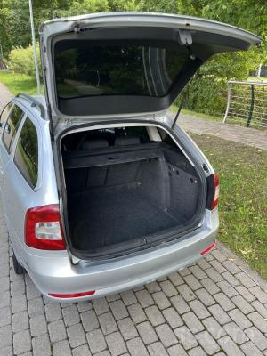 Pelēks Skoda Octavia 2011 Rīga, ar dzinēja tilpumu 1.40 L un nobraukumu 275 tūkst. km par 2400 €, foto 21 vietnē AUTOMOTO.COM.LV