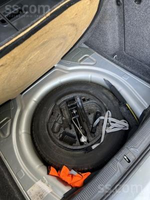 Pelēks Skoda Octavia 2011 Rīga, ar dzinēja tilpumu 1.40 L un nobraukumu 275 tūkst. km par 2400 €, foto 25 vietnē AUTOMOTO.COM.LV