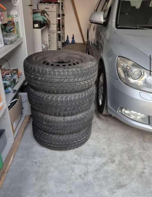 Pelēks Skoda Octavia 2011 Viļņa, ar dzinēja tilpumu 0.00 L un nobraukumu 300 tūkst. km par 2000 €, foto 8 vietnē AUTOMOTO.COM.LV