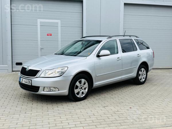Pelēks Skoda Octavia 2011 Rīga, ar dzinēja tilpumu 1.60 L un nobraukumu 0 tūkst. km par 2350 €, foto 1 vietnē AUTOMOTO.COM.LV