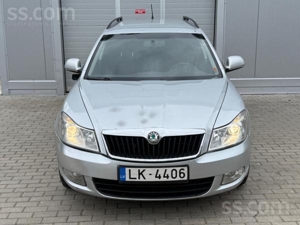 Pelēks Skoda Octavia 2011 Rīga, ar dzinēja tilpumu 1.60 L un nobraukumu 0 tūkst. km par 2350 €, foto 2 vietnē AUTOMOTO.COM.LV