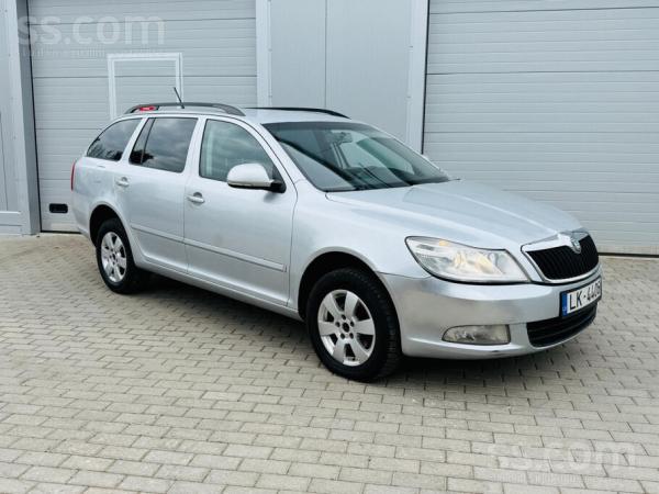 Pelēks Skoda Octavia 2011 Rīga, ar dzinēja tilpumu 1.60 L un nobraukumu 0 tūkst. km par 2350 €, foto 3 vietnē AUTOMOTO.COM.LV