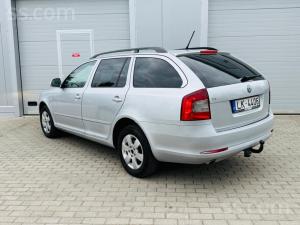 Pelēks Skoda Octavia 2011 Rīga, ar dzinēja tilpumu 1.60 L un nobraukumu 0 tūkst. km par 2350 €, foto 5 vietnē AUTOMOTO.COM.LV