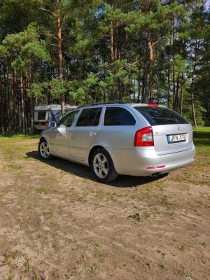 Серый Шкода Октавия 2011 в Вильнюс, объемом двигателя 1.97 л и пробегом 360 тыс. км за 2750 €, фото 8 на AUTOMOTO.COM.LV