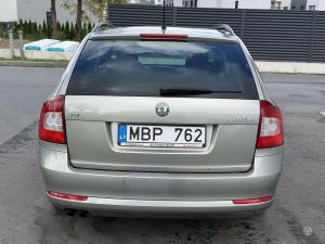 Pelēks Skoda Octavia 2011 Viļņa, ar dzinēja tilpumu 1.39 L un nobraukumu 300 tūkst. km par 1600 €, foto 5 vietnē AUTOMOTO.COM.LV