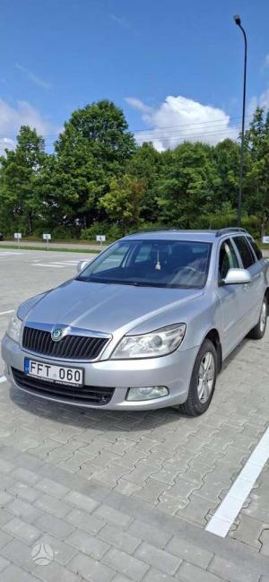 Grey Skoda Octavia 2011 in Taurage, with an engine capacity of 1.60 L and mileage of 400 thousand km for 1800 €, photo  on AUTOMOTO.COM.LV