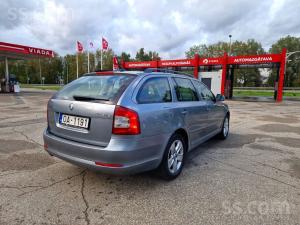 Grey Skoda Octavia 2011 in Riga, with an engine capacity of 1.20 L and mileage of 255 thousand km for 2390 €, photo 5 on AUTOMOTO.COM.LV