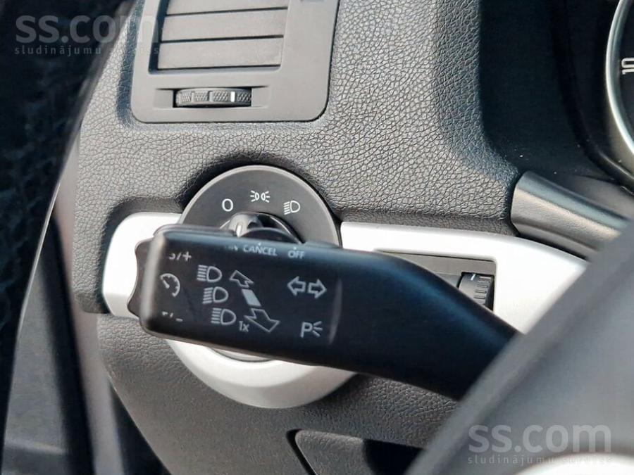 Grey Skoda Octavia 2011 in Riga, with an engine capacity of 1.20 L and mileage of 255 thousand km for 2390 €, photo 12 on AUTOMOTO.COM.LV