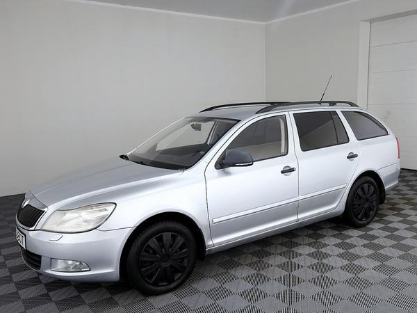 Серый Шкода Октавия 2011 в Таллин, объемом двигателя 1.20 л и пробегом 319 тыс. км за 1399 €, фото 3 на AUTOMOTO.COM.LV
