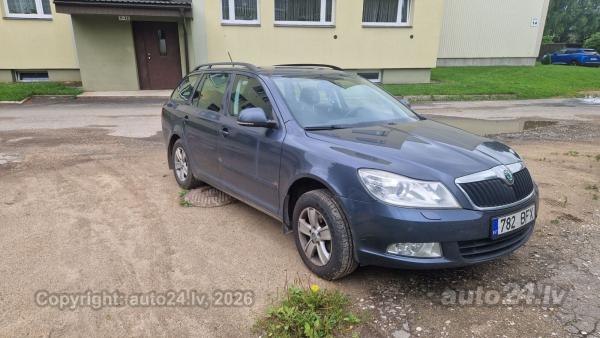 Grey Skoda Octavia 2011 in Tallinn, with an engine capacity of 2.00 L and mileage of 0 thousand km for 1800 €, photo 1 on AUTOMOTO.COM.LV