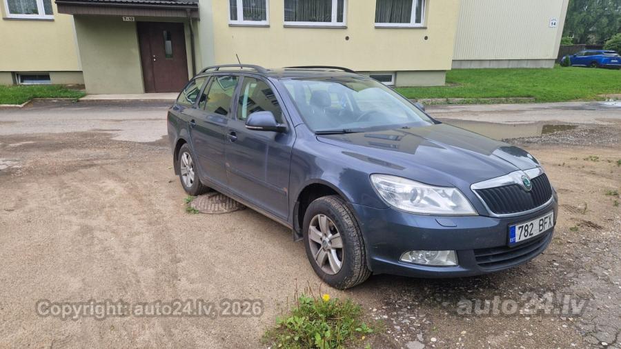 Pelēks Skoda Octavia 2011 Tallina, ar dzinēja tilpumu 2.00 L un nobraukumu 0 tūkst. km par 1800 €, foto 1 vietnē AUTOMOTO.COM.LV