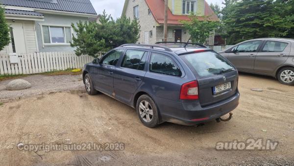 Grey Skoda Octavia 2011 in Tallinn, with an engine capacity of 2.00 L and mileage of 0 thousand km for 1800 €, photo 3 on AUTOMOTO.COM.LV