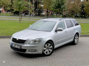 Grey Skoda Octavia 2011 in Vilnius, with an engine capacity of 2.00 L and mileage of 290 thousand km for 2900 €, photo  on AUTOMOTO.COM.LV