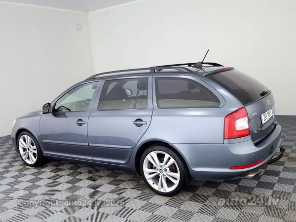 Pelēks Skoda Octavia 2011 Tallina, ar dzinēja tilpumu 2.00 L un nobraukumu 242 tūkst. km par 3499 €, foto 5 vietnē AUTOMOTO.COM.LV