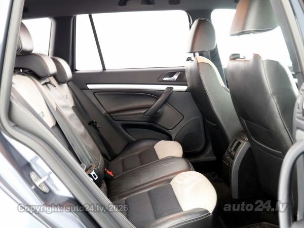 Pelēks Skoda Octavia 2011 Tallina, ar dzinēja tilpumu 2.00 L un nobraukumu 242 tūkst. km par 3499 €, foto 8 vietnē AUTOMOTO.COM.LV