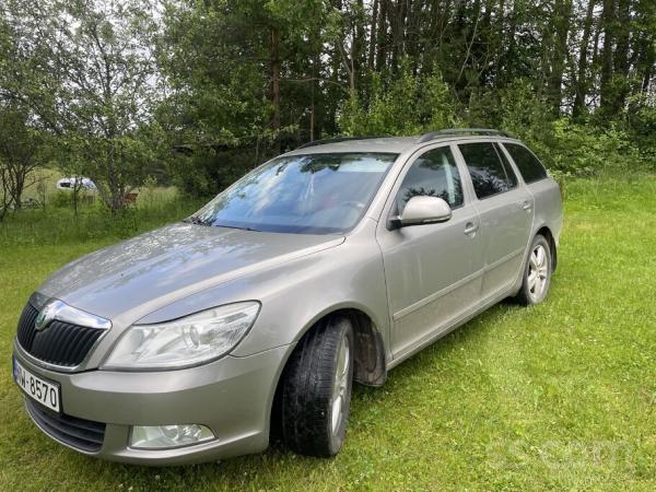 Pelēks Skoda Octavia 2012 Preiļi, ar dzinēja tilpumu 1.60 L un nobraukumu 334 tūkst. km par 3300 €, foto 5 vietnē AUTOMOTO.COM.LV