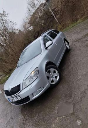 Grey Skoda Octavia 2012 in Vilnius, with an engine capacity of 1.97 L and mileage of 445 thousand km for 3100 €, photo  on AUTOMOTO.COM.LV