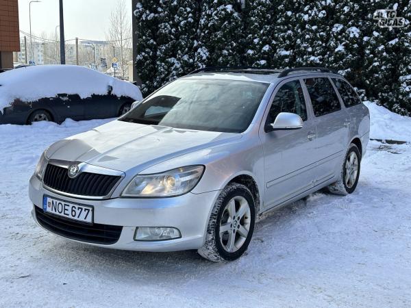 Pelēks Skoda Octavia 2012 Viļņa, ar dzinēja tilpumu 1.60 L un nobraukumu 506 tūkst. km par 1400 €, foto 2 vietnē AUTOMOTO.COM.LV