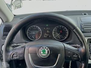 Pelēks Skoda Octavia 2012 Viļņa, ar dzinēja tilpumu 1.60 L un nobraukumu 506 tūkst. km par 1400 €, foto 19 vietnē AUTOMOTO.COM.LV