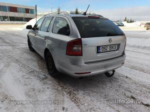 Pelēks Skoda Octavia 2012 Tallina, ar dzinēja tilpumu 2.00 L un nobraukumu 280 tūkst. km par 5800 €, foto  vietnē AUTOMOTO.COM.LV