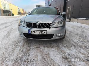 Pelēks Skoda Octavia 2012 Tallina, ar dzinēja tilpumu 2.00 L un nobraukumu 280 tūkst. km par 5800 €, foto 3 vietnē AUTOMOTO.COM.LV