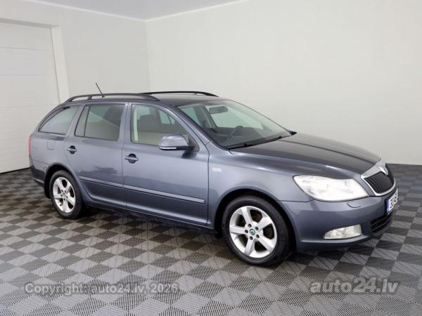 Grey Skoda Octavia 2012 in Tallinn, with an engine capacity of 1.40 L and mileage of 254 thousand km for 1499 €, photo 1 on AUTOMOTO.COM.LV
