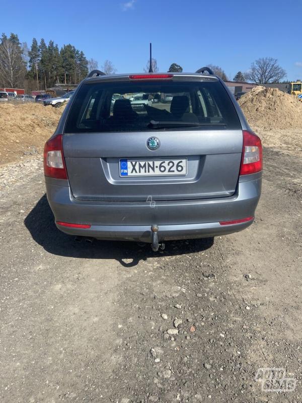 Grey Skoda Octavia 2012 in Vilnius, with an engine capacity of 1.40 L and mileage of 153 thousand km for 2150 €, photo 5 on AUTOMOTO.COM.LV