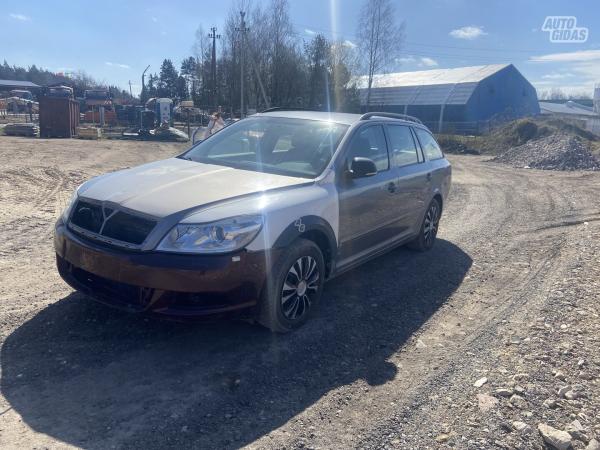 Grey Skoda Octavia 2012 in Vilnius, with an engine capacity of 1.40 L and mileage of 153 thousand km for 2150 €, photo 6 on AUTOMOTO.COM.LV