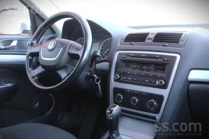 Grey Skoda Octavia 2012 in Riga, with an engine capacity of 1.20 L and mileage of 307 thousand km for 2495 €, photo 13 on AUTOMOTO.COM.LV