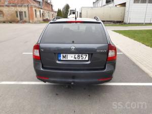 Grey Skoda Octavia 2012 in Bauska, with an engine capacity of 1.60 L and mileage of 348 thousand km for 3250 €, photo 7 on AUTOMOTO.COM.LV