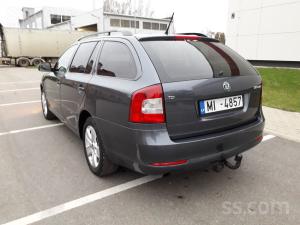 Grey Skoda Octavia 2012 in Bauska, with an engine capacity of 1.60 L and mileage of 348 thousand km for 3250 €, photo 8 on AUTOMOTO.COM.LV