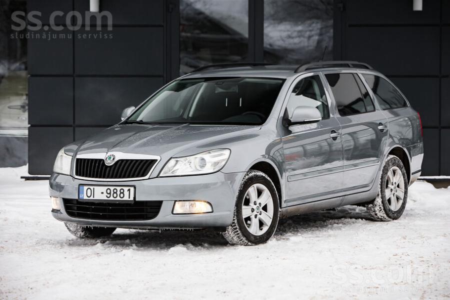 Pelēks Skoda Octavia 2012 Jelgava, ar dzinēja tilpumu 1.60 L un nobraukumu 0 tūkst. km par 3500 €, foto 1 vietnē AUTOMOTO.COM.LV