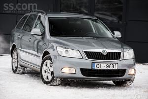 Pelēks Skoda Octavia 2012 Jelgava, ar dzinēja tilpumu 1.60 L un nobraukumu 0 tūkst. km par 3500 €, foto 5 vietnē AUTOMOTO.COM.LV