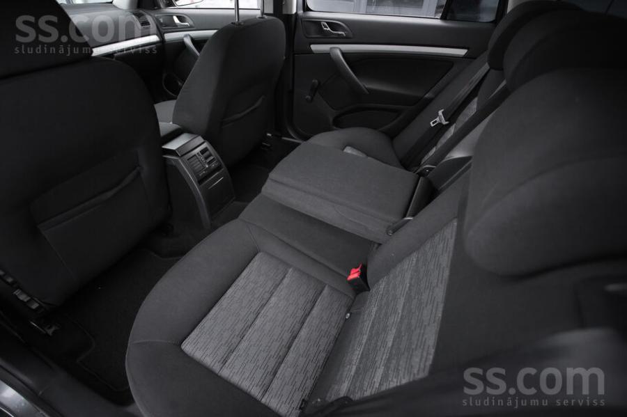 Pelēks Skoda Octavia 2012 Jelgava, ar dzinēja tilpumu 1.60 L un nobraukumu 0 tūkst. km par 3500 €, foto 16 vietnē AUTOMOTO.COM.LV