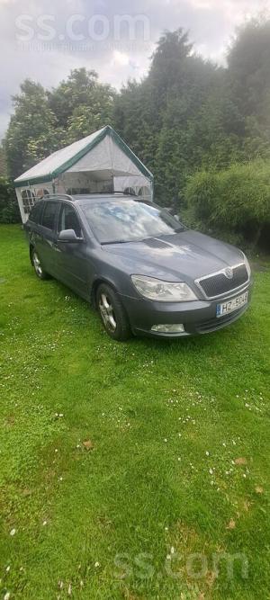 Pelēks Skoda Octavia 2012 Bauska, ar dzinēja tilpumu 1.60 L un nobraukumu 503 tūkst. km par 1800 €, foto 4 vietnē AUTOMOTO.COM.LV
