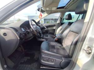 Grey Skoda Octavia 2012 in Siauliai, with an engine capacity of 2.00 L and mileage of 227 thousand km for 6700 €, photo 12 on AUTOMOTO.COM.LV