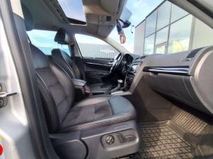 Grey Skoda Octavia 2012 in Siauliai, with an engine capacity of 2.00 L and mileage of 227 thousand km for 6700 €, photo 20 on AUTOMOTO.COM.LV
