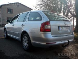 Grey Skoda Octavia 2012 in Cesis, with an engine capacity of 2.00 L and mileage of 0 thousand km for 3990 €, photo 5 on AUTOMOTO.COM.LV