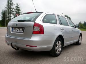 Grey Skoda Octavia 2012 in Cesis, with an engine capacity of 2.00 L and mileage of 0 thousand km for 3990 €, photo 4 on AUTOMOTO.COM.LV