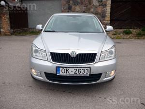 Grey Skoda Octavia 2012 in Cesis, with an engine capacity of 2.00 L and mileage of 0 thousand km for 3990 €, photo 6 on AUTOMOTO.COM.LV