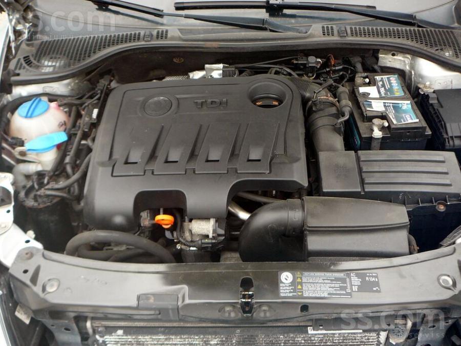 Grey Skoda Octavia 2012 in Cesis, with an engine capacity of 2.00 L and mileage of 0 thousand km for 3990 €, photo 17 on AUTOMOTO.COM.LV