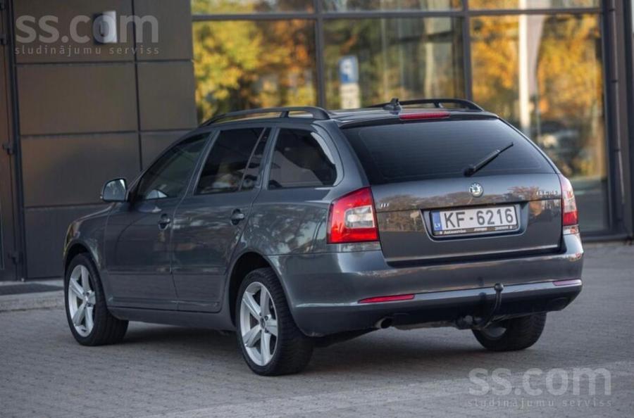 Pelēks Skoda Octavia 2012 Dobele, ar dzinēja tilpumu 1.60 L un nobraukumu 360 tūkst. km par 2600 €, foto 4 vietnē AUTOMOTO.COM.LV